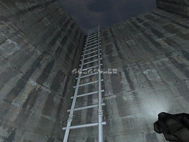 Slenderman's Shadow - Prison Ekran Görüntüsü - Gezginler